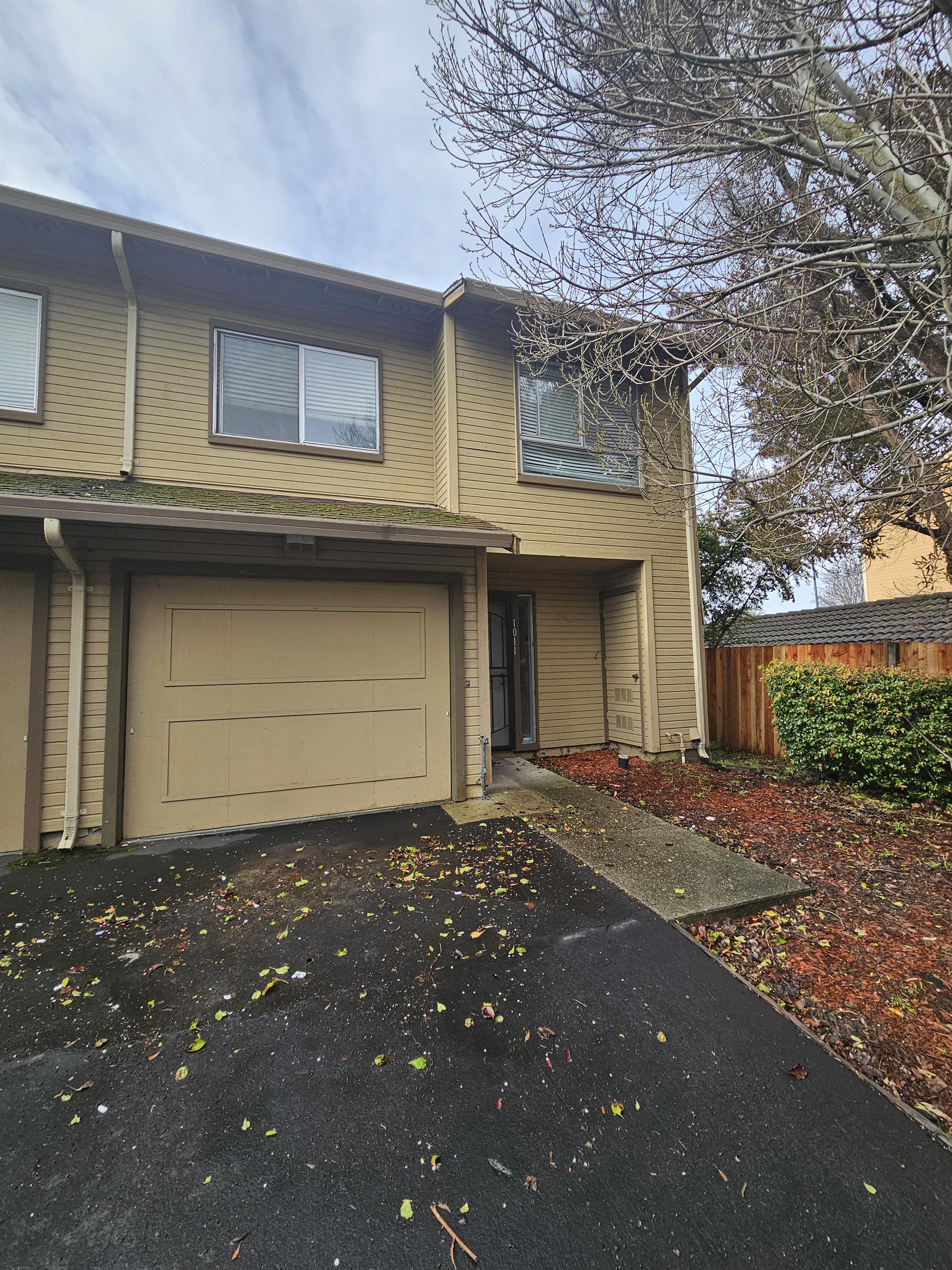 Home [suburbanhomesrealtypm.managebuilding.com]